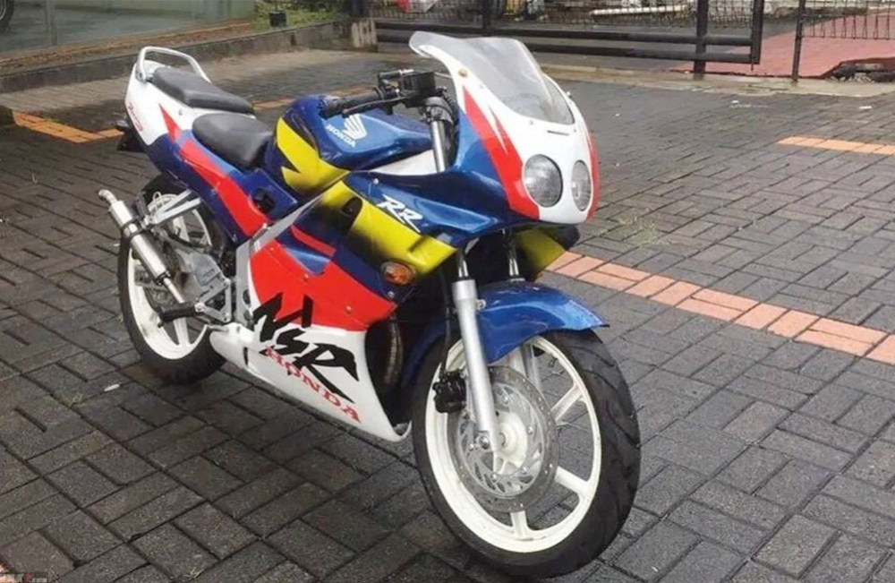 Pasar Motor Bekas! Intip Honda NSR 150 RR, Mengapa Legenda 2-Tak Ini Harganya Meroket di Pasar ...